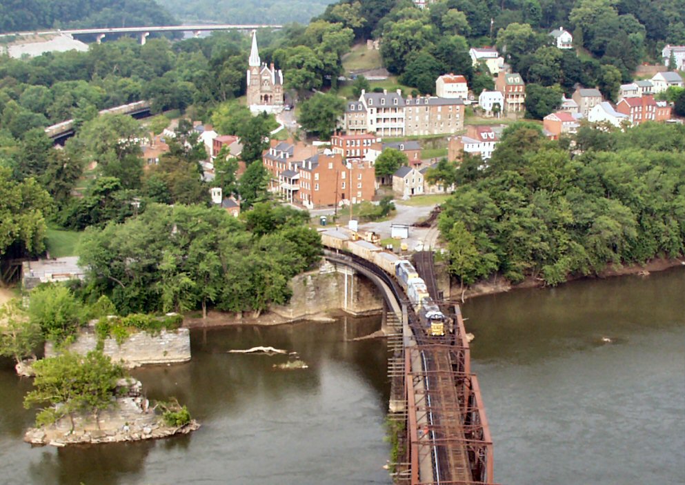 Eastbound Sand Train on the Shenandoah Sub
